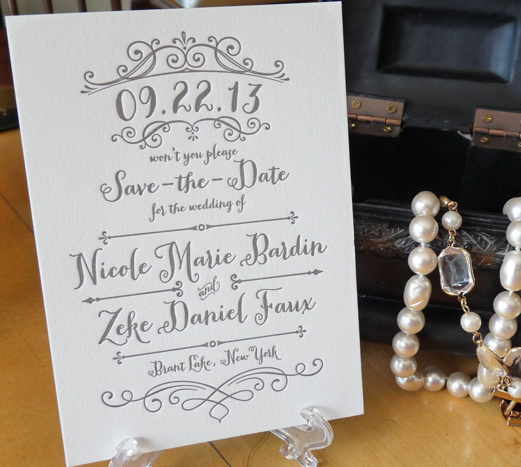 Nicole Save the Date – Paper & Pearl